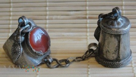 Virtual Museum - Muzeum naparstków - Pierścień i naparstek